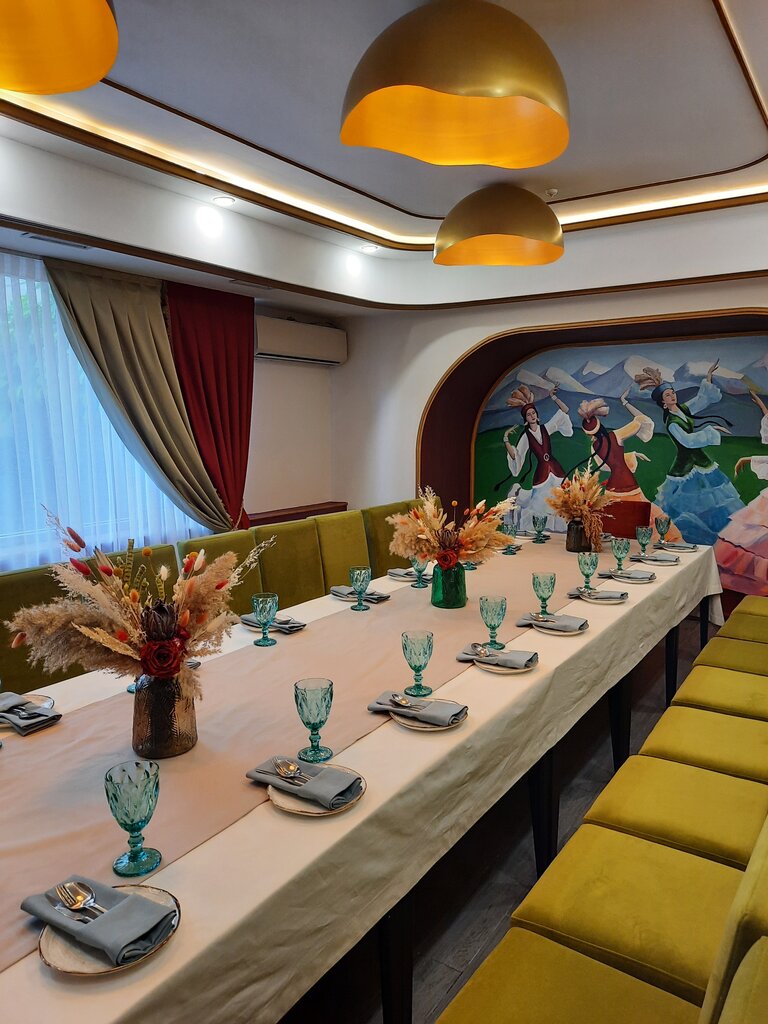 Restoran Loft Cafe, Almatı, foto