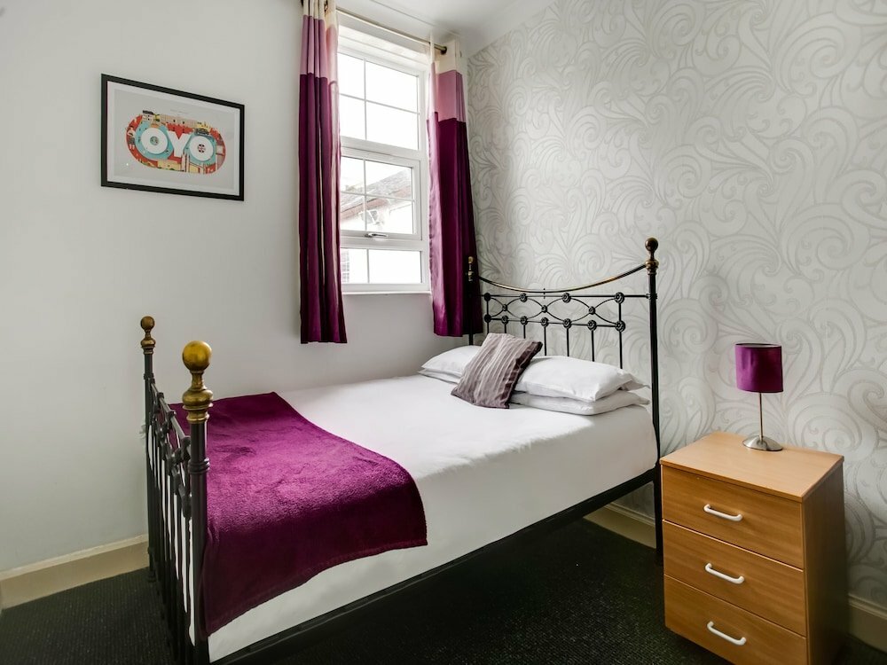Otel Oyo Gin House Hotel, Greenock, foto