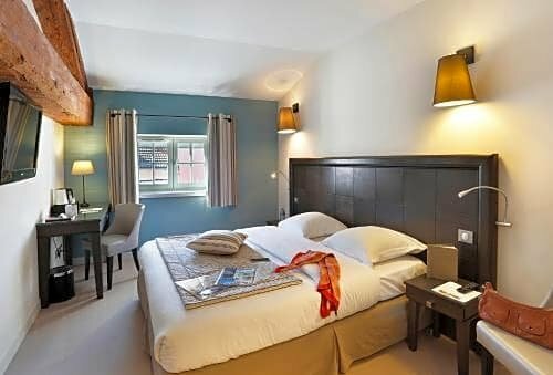 Otel Hôtel Le Griffon D'Or, Bourg‑en‑Bresse, foto
