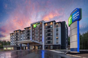 Holiday Inn Express & Suites Moncton (New Brunswick, Moncton), otel  Moncton'dan