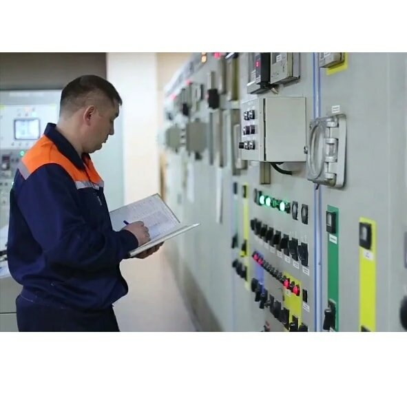 Uzman hizmetleri Responsible for electrical equipment, Moskova, foto