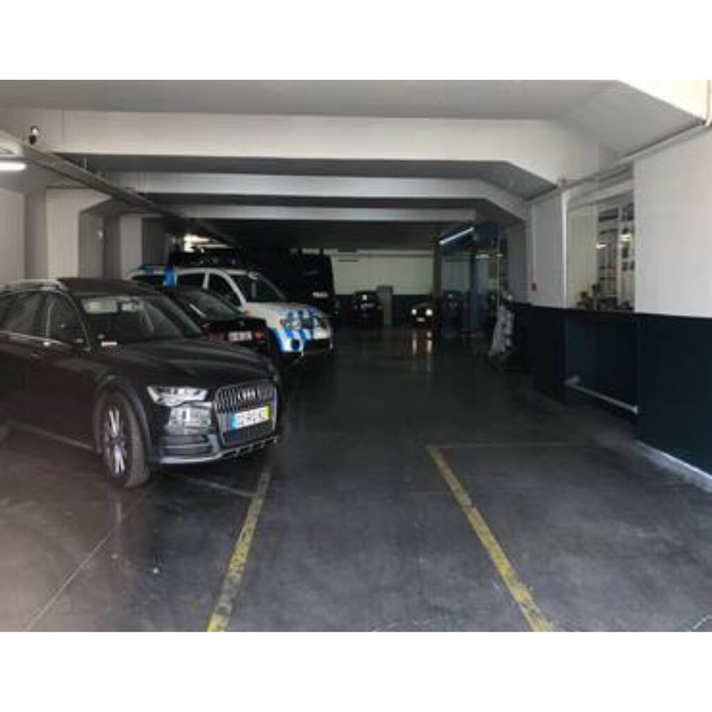 Otomobil servisi Bosch Car Service Strobosom, Lizbon, foto
