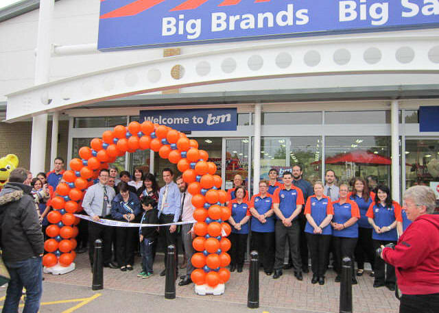 i̇ndirim ve fırsat sistemleri B&m Home Store, İngiltere, foto