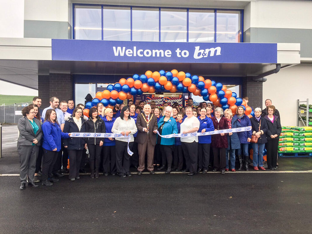 i̇ndirim ve fırsat sistemleri B&m Home Store with Garden Centre, İngiltere, foto