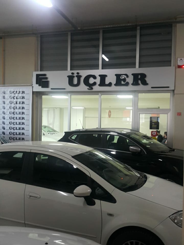 i̇kinci el araç satışı Üçler Otomotiv İstoç, İstanbul, foto