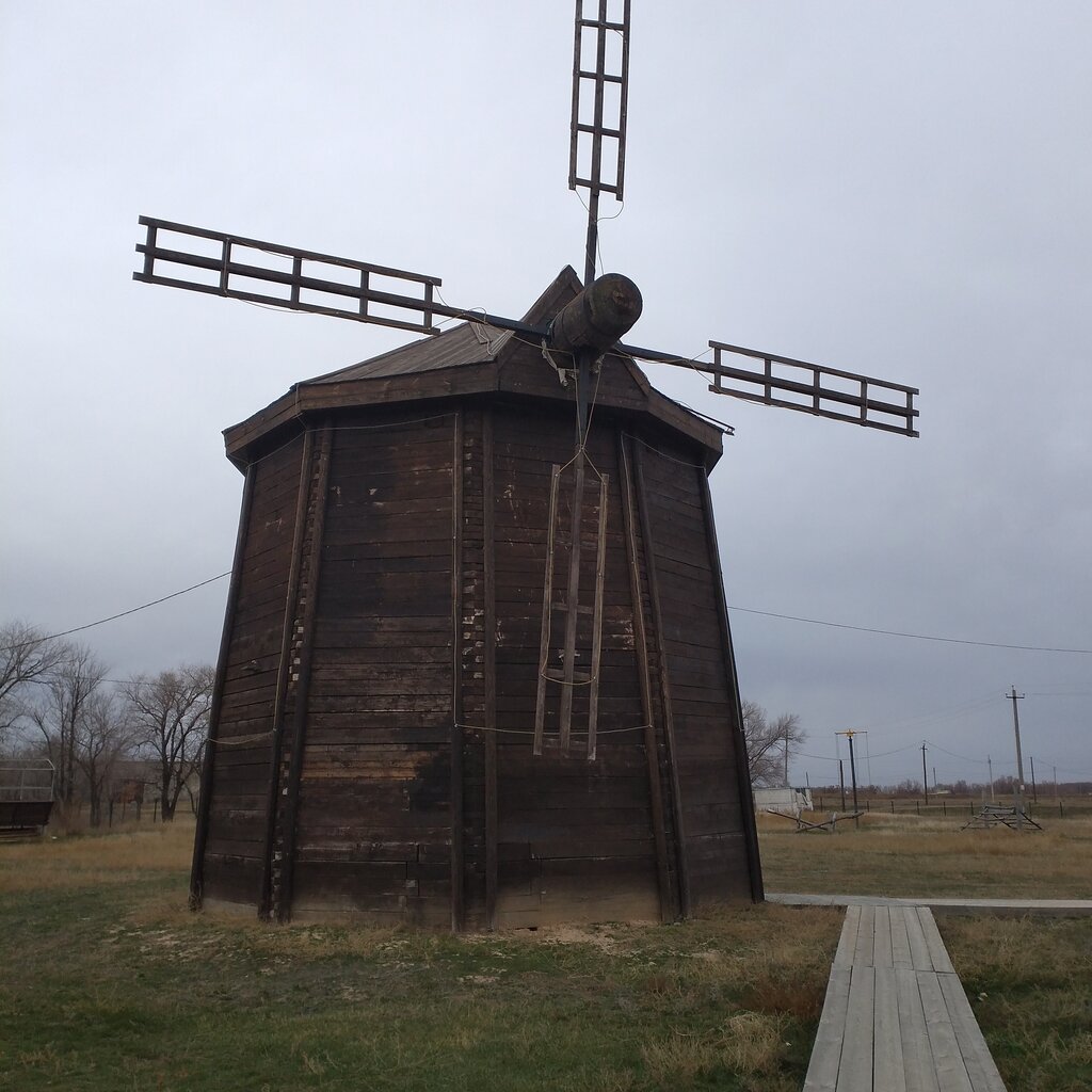 Turistik yerler Ветряная мельница, Saratovskaya oblastı, foto