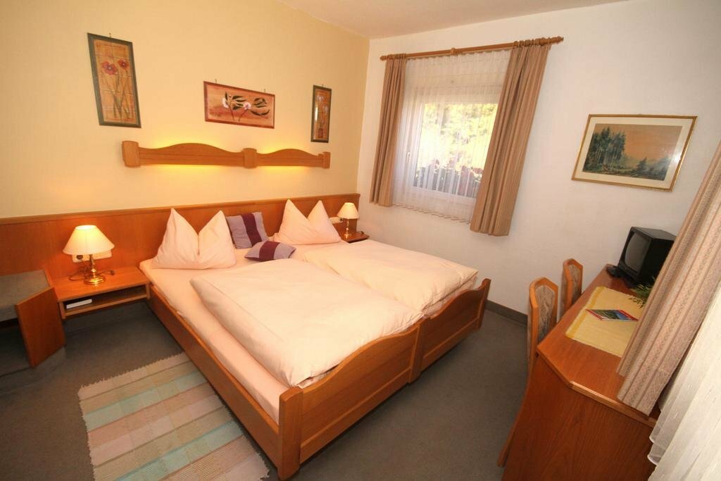 Otel Zum Franziskaner, Bavyera, foto