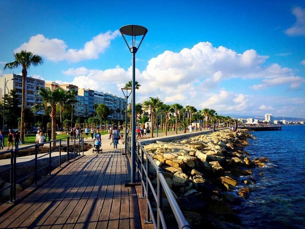 Daireler SeaBreeze Limassol City Center Flat, Limassol, foto
