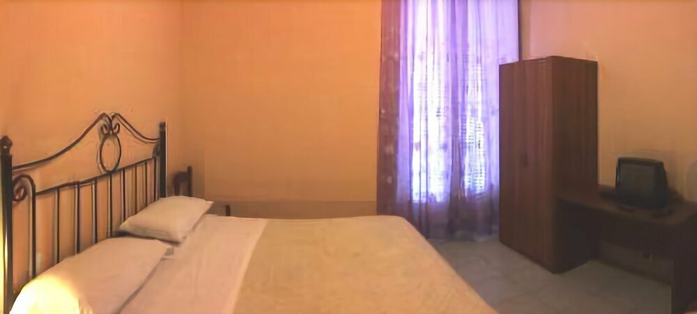 Otel B&b La Maison, Napoli, foto