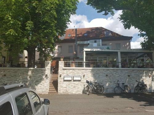 Otel Zum grunen Baum, Hesse, foto