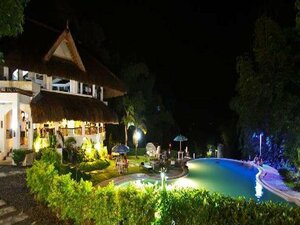 Bambu Villa Resort (Calabarzon, Batangas, Tingloy, Maricaban Island), otel