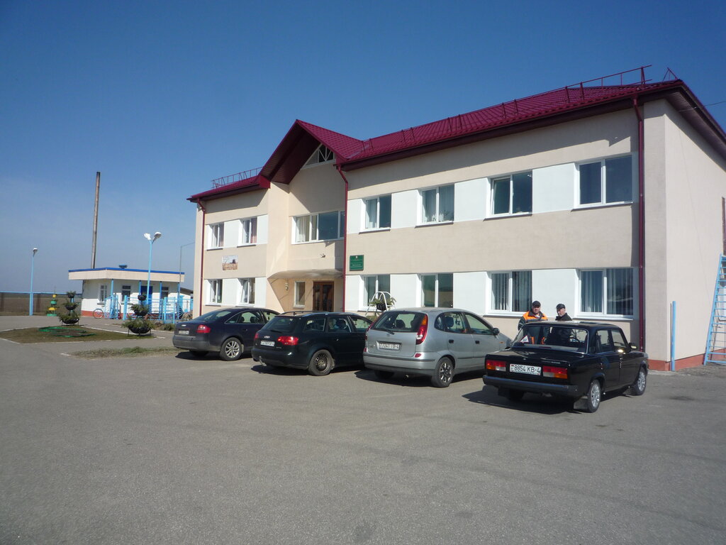 Tarım makineleri, ekipmanlar Dyatlovskaya Selkhoztekhnika, Grodnenskaya oblastı, foto