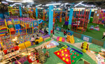 Fun City (Stachek Avenue No:99), eğlence merkezleri  Saint‑Petersburg'dan