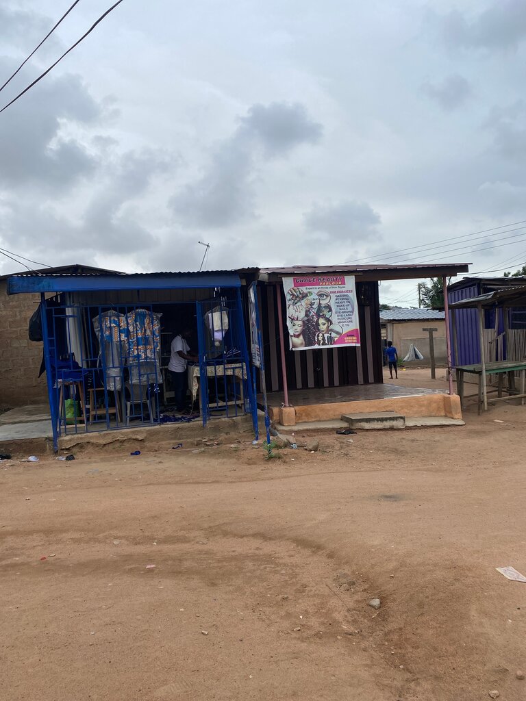 Giyim mağazası Eben’s Kloding, Dünya, foto