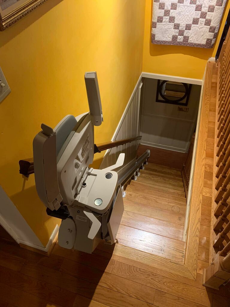 Engellilere yönelik ekipmanlar ve rehabilitasyon ürünleri Stairlift Pros, Pennsylvania, foto