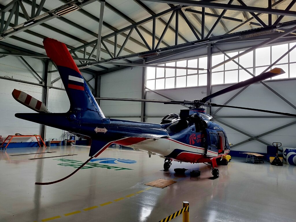 Hava aracı bakım kuruluşları Heliportufa, Ufa, foto