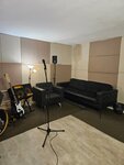 On Kurmangazy (Baitursynov Street No:78), ses kayıt stüdyoları  Almatı'dan