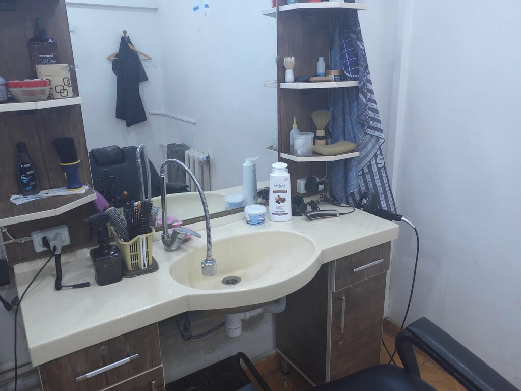 Güzellik salonu Berberkhana, Bakü, foto