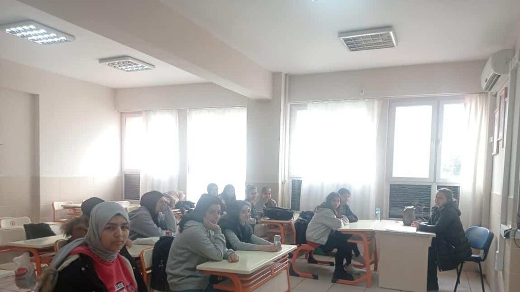 Lise Çukurova Kız Anadolu İmam Hatip Lisesi, Osmaniye, foto