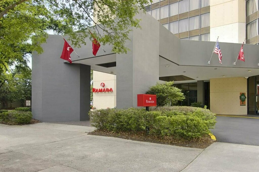 Otel Ramada Hotel & Conf Center by Wyndham Augusta Downtown, Augusta, foto