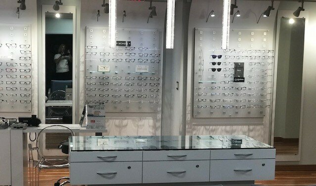 Optik Visionary Eye Doctors, Washington, foto