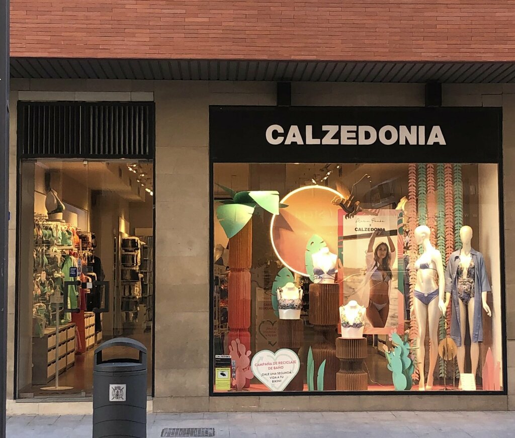 Giyim mağazası Calzedonia, Murcia, foto