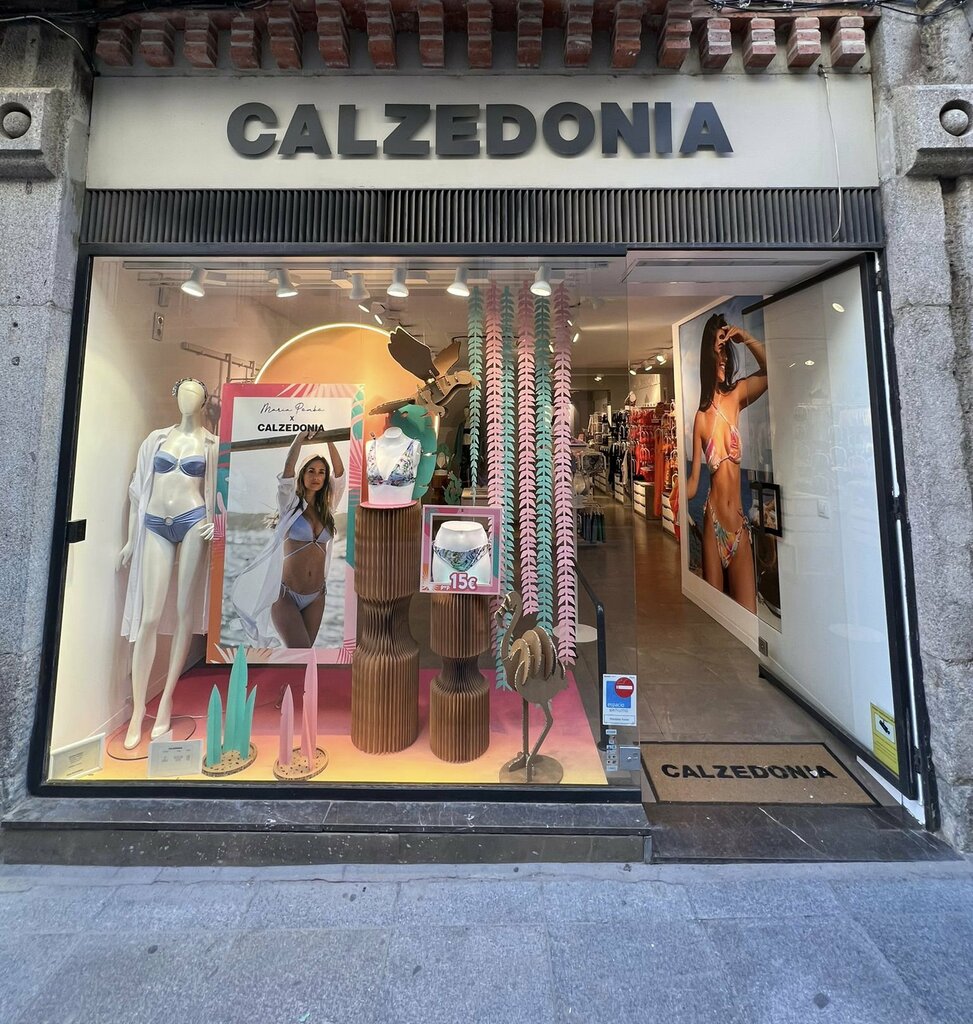 Giyim mağazası Calzedonia, Avila, foto