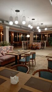 Xl (Komsomolskaya Street No:236, Maykop), kafe  Maykop'tan