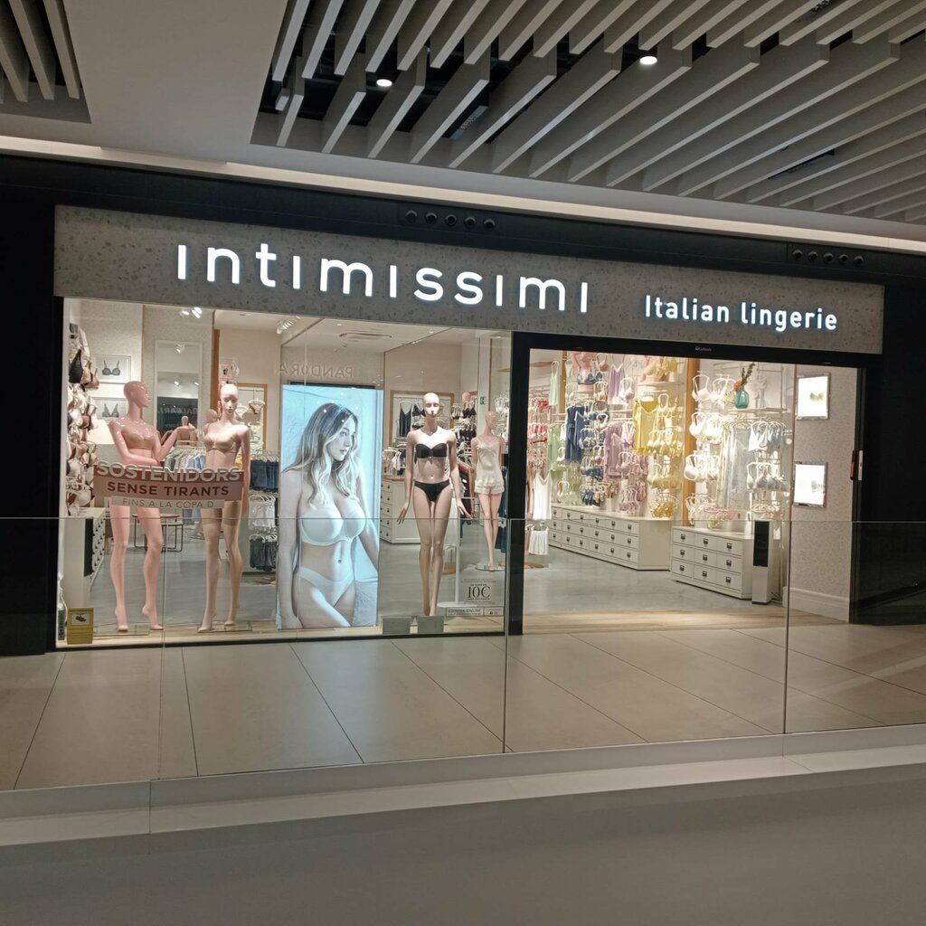 Giyim mağazası Intimissimi, Palma, foto