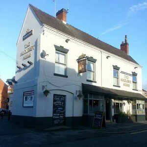 Anglesey Arms (England, Staffordshire County, Burton upon Trent), bar  Burton‑Upon‑Trent'ten