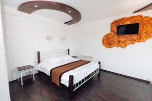 Belaya kareta (Pionerskaya Street No:27, Village of Goryachinsk), otel  Buriatya'dan
