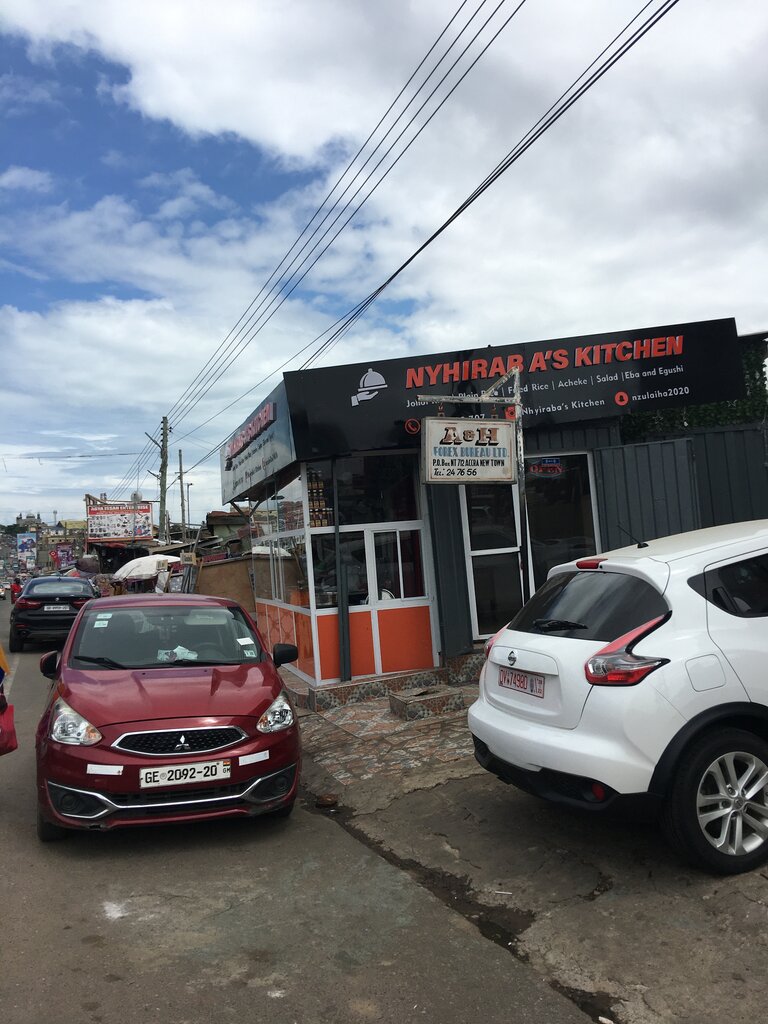 Fast food Nhyiraba Kitchen, Akra, foto
