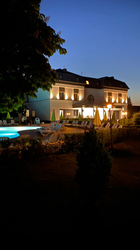 Otel Volgino, Engels, foto