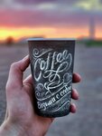 Coffee to go (Morskaya Embankment No:15), al götür kahve  Saint‑Petersburg'dan
