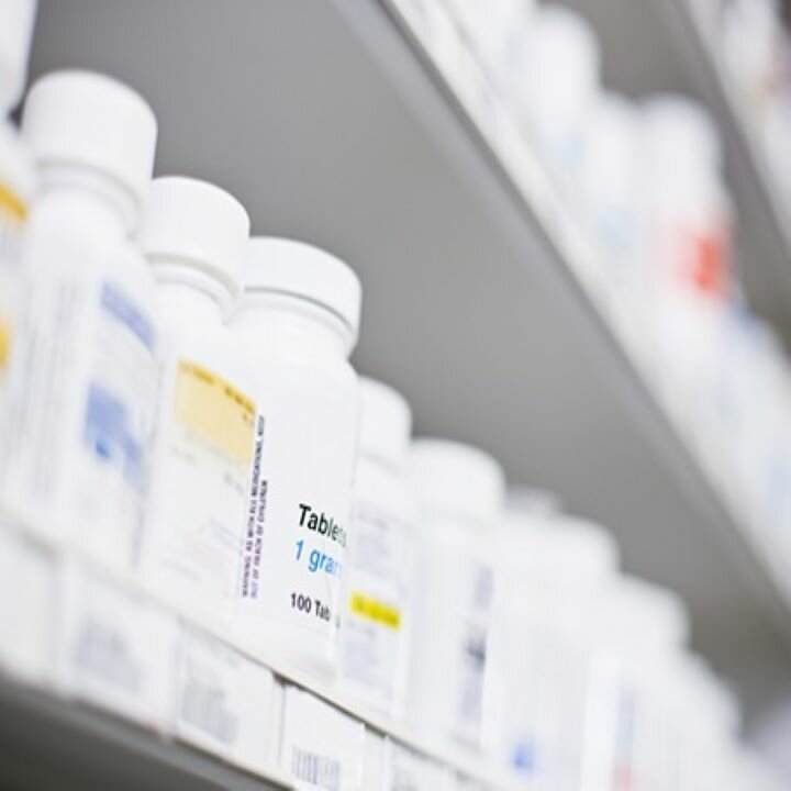 i̇laç firmaları Farmacia Española, Bahia Blanca, foto