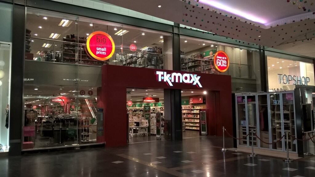 Büyük mağazalar Tk Maxx, İngiltere, foto