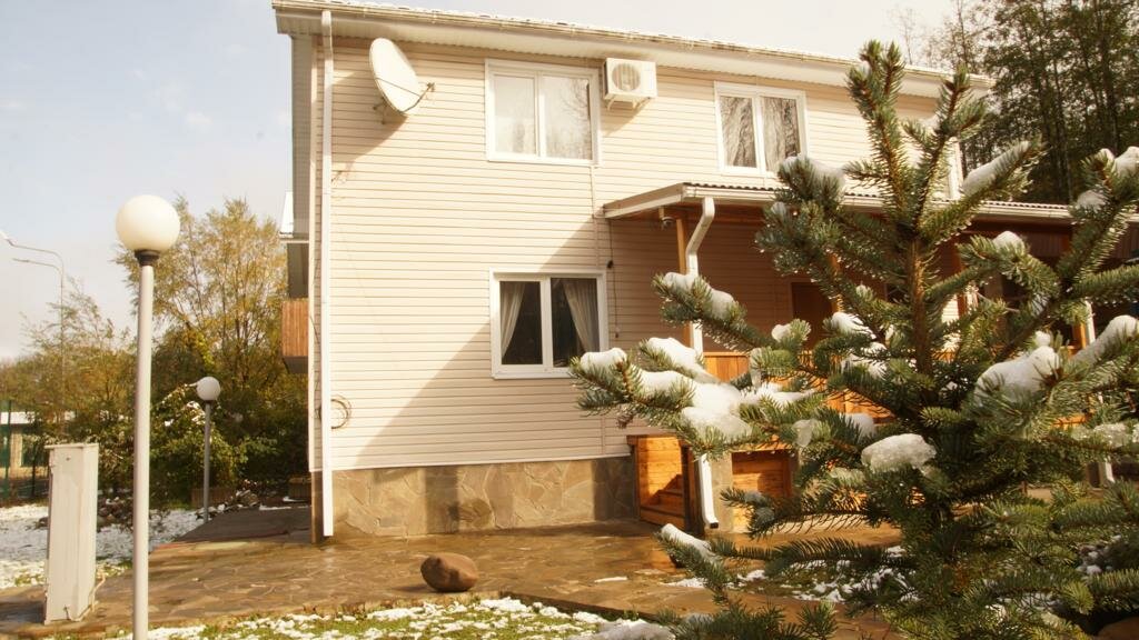 Kısa süreli konaklama U Granitnogo Kan'ona Chalet, Adıge Cumhuriyeti, foto