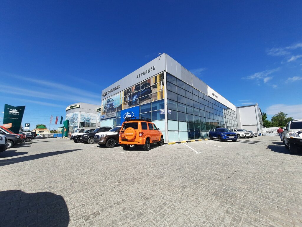 Otomobil satış galerileri LADA Largus Avtoliga, Novosibirsk, foto