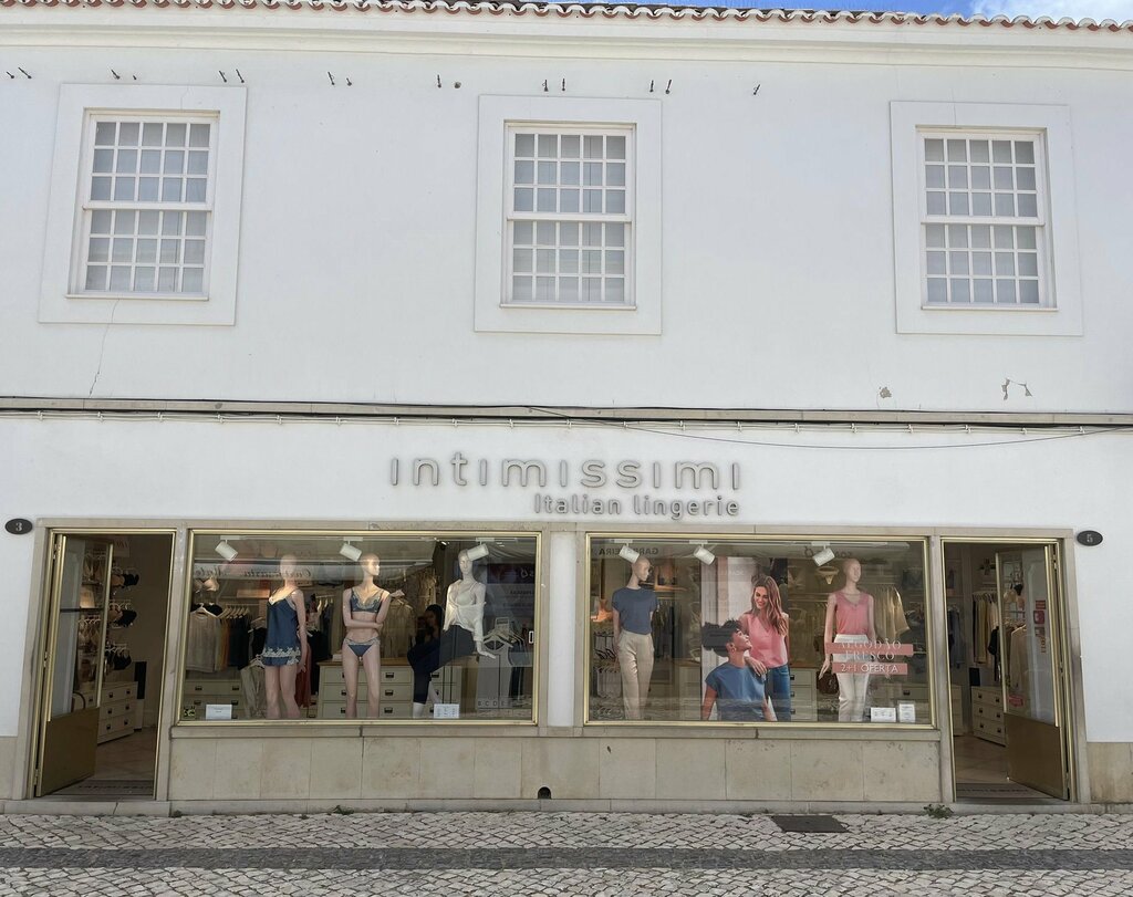 Giyim mağazası Intimissimi, Faro, foto