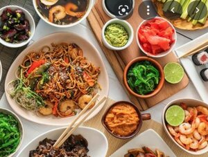 Miiko Sushi Caserta (Campania, Caserta, Casagiove, Via Nazionale Appia, 50), restoran  Campania'dan