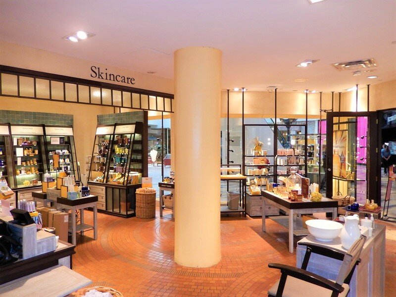 Kozmetik ve parfümeri mağazaları L'occitane EN Provence, Beachwood, foto
