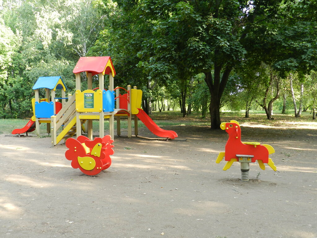 Oyun alanı Playground, Otradny, foto