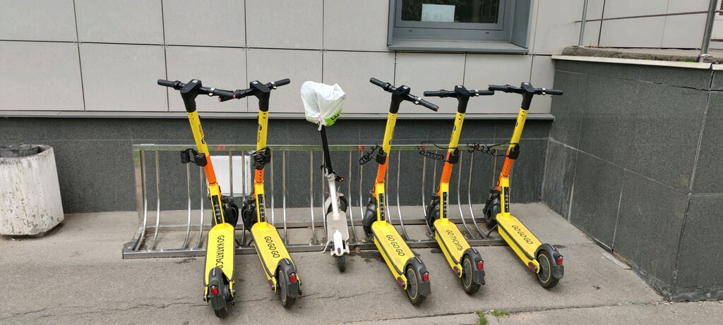 Bisiklet park yerleri Велопарковка, Moskova, foto