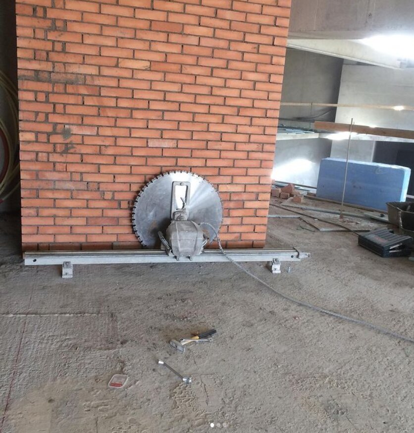 Elmas kesme Almaz 24, Minsk, foto