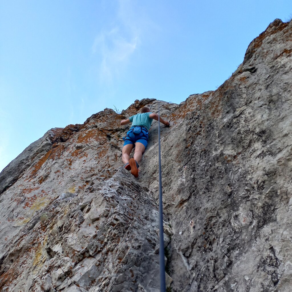 Dağ zirvesi Скала Селиванов камень, Sverdlovskaya oblastı, foto
