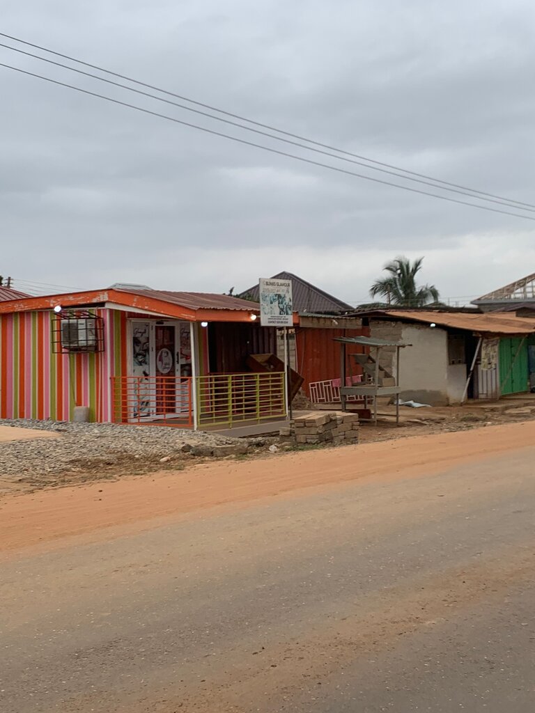 Güzellik salonu Blinks Glamour, Dünya, foto