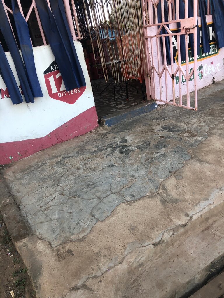 Bar Sore me so, Dünya, foto