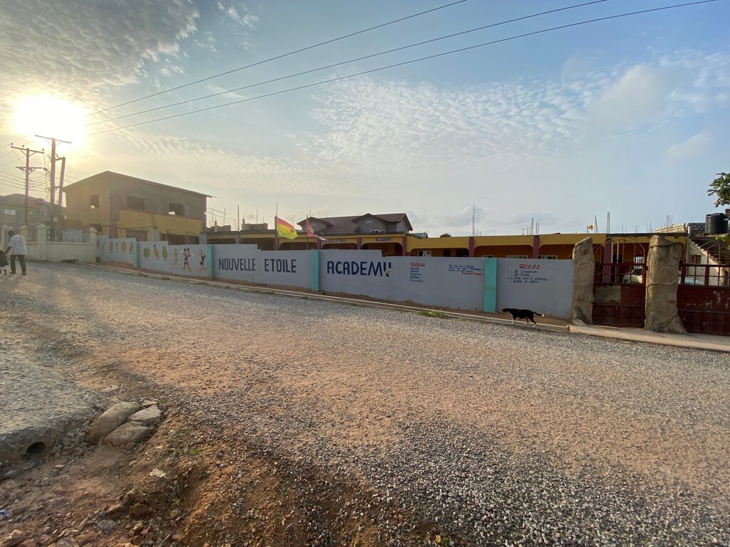 Ortaokul Nouvelle Etoile Academy, Dünya, foto