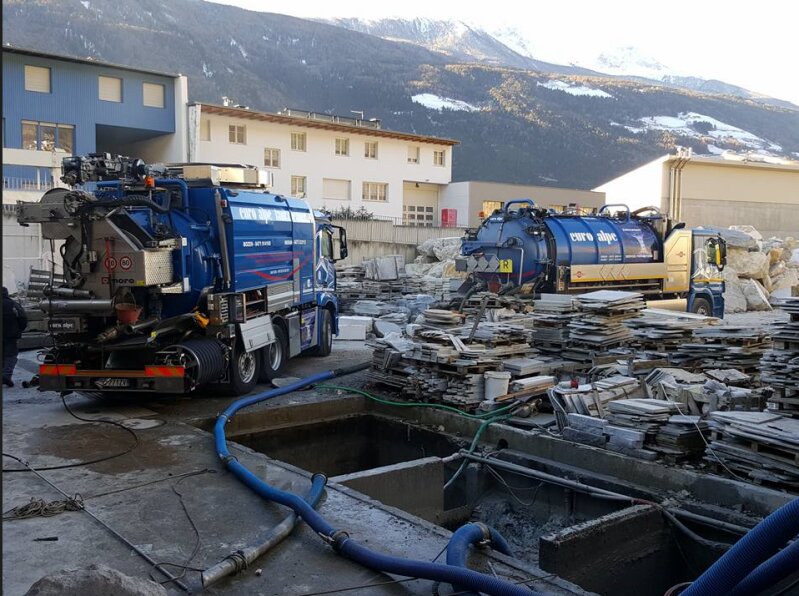 Sıhhi tesisat hizmetleri Aster Grubenentleerung - Pozzi Neri, Bolzano, foto