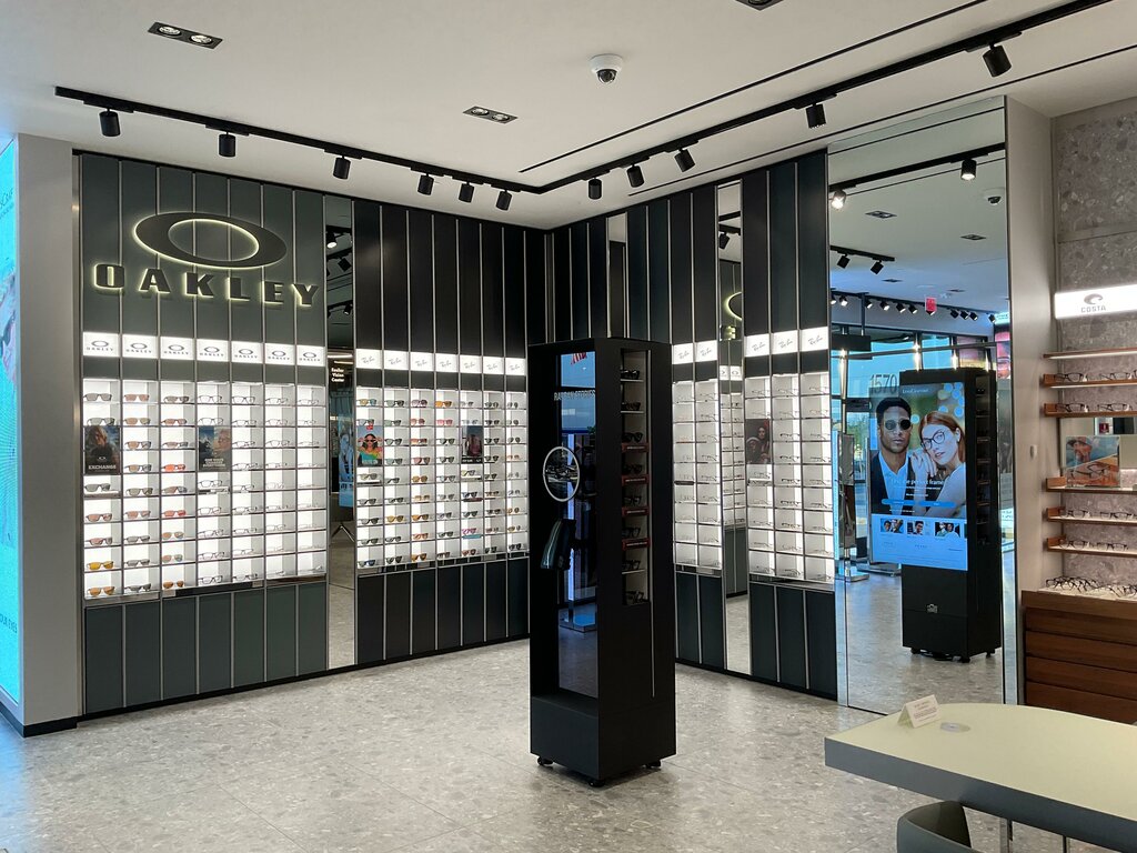 Giyim mağazası LensCrafters, Clarksville, foto